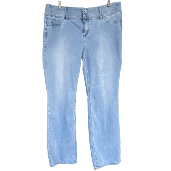 Laurie Felt | Jeans | Laurie Felt Silky Curve Bootcut Lightwash Plus ...